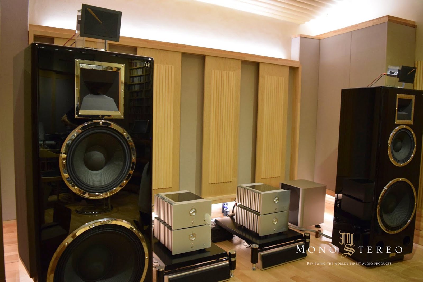 Japanese mighty audiophile system | Audiophilepure