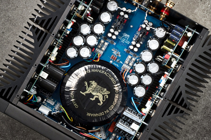 Gryphon Audio Designs Essence Stereo Amplifier $22,990 Review ...