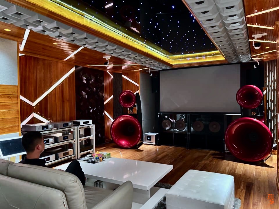 AUDIOPHILE HEAVEN | Audiophilepure