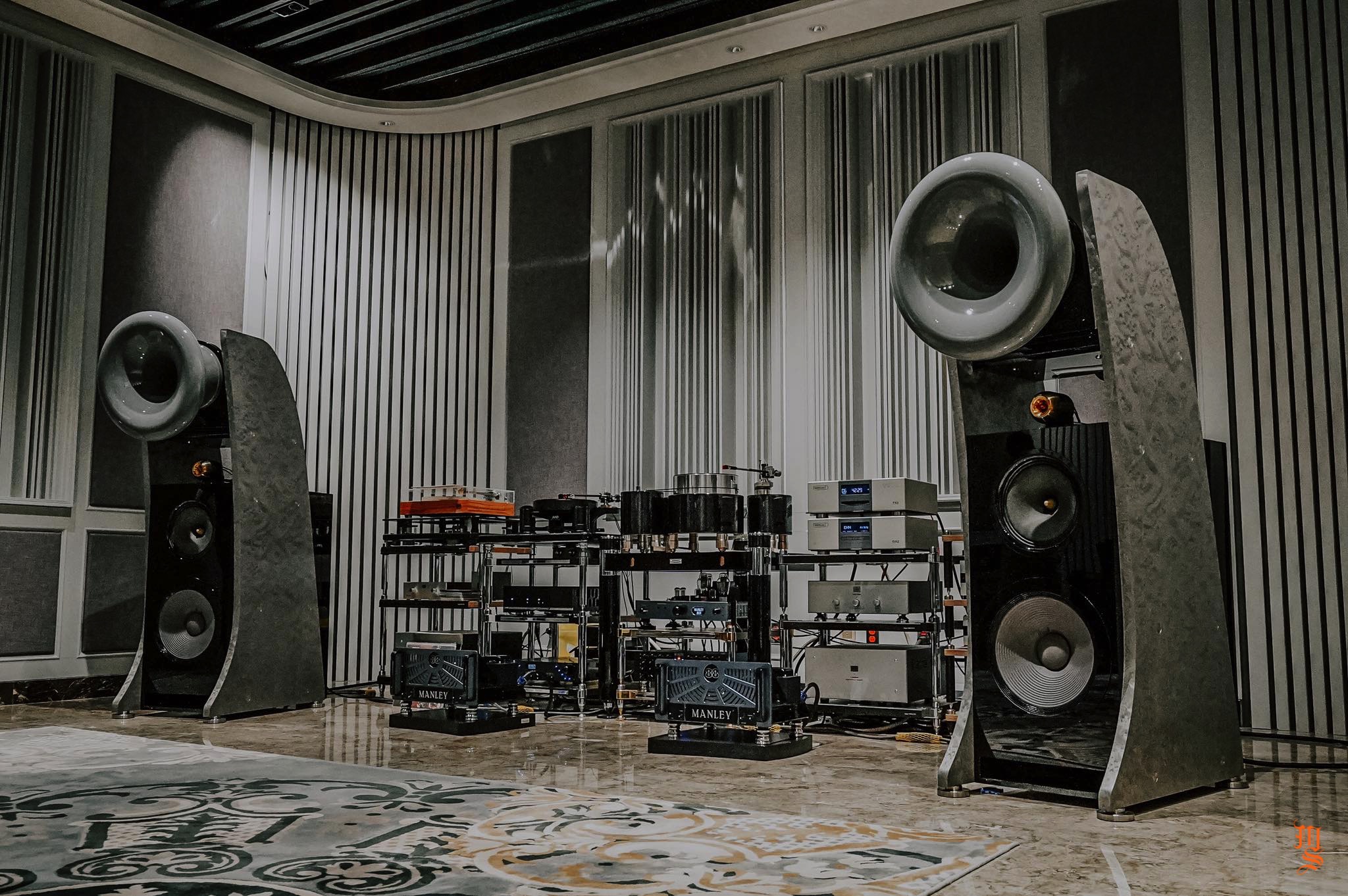 AUDIOPHILE HEAVEN | Audiophilepure