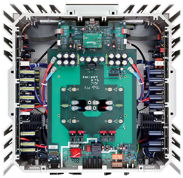 Burmester 077/218 Pre/Power Amplifiers Review | Audiophilepure